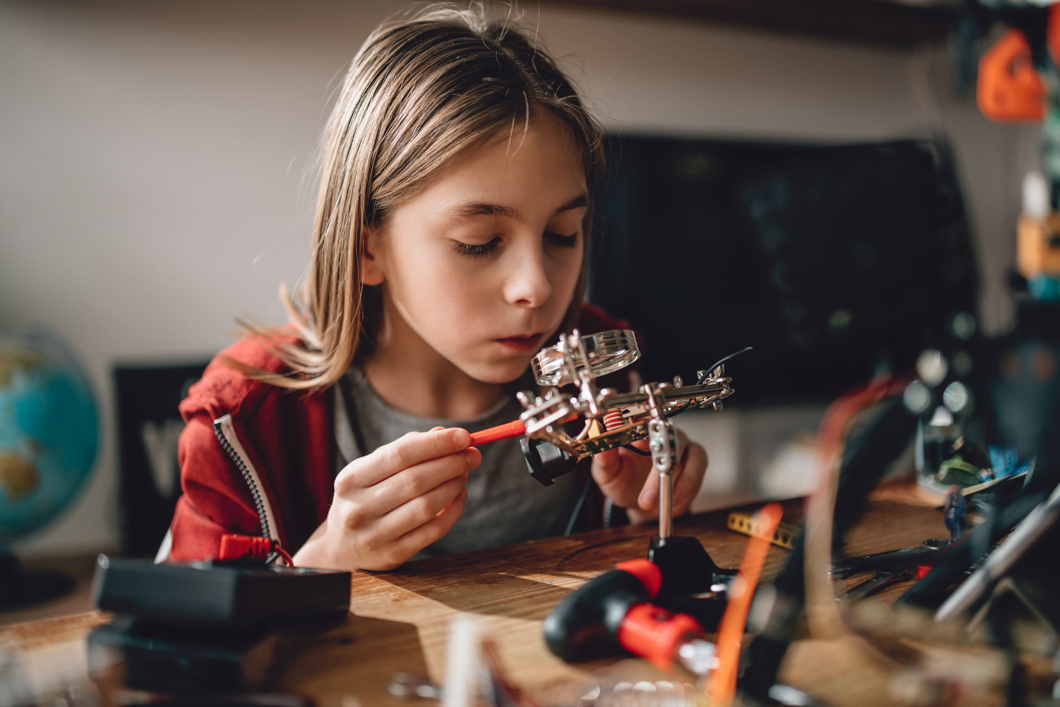 Resources for girls’ STEM career development - CareerWise